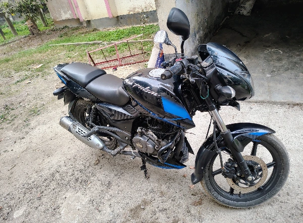 Bajaj Pulsar 150 Twin Disc - বাজাজ পালসার 150 Twin Disc
